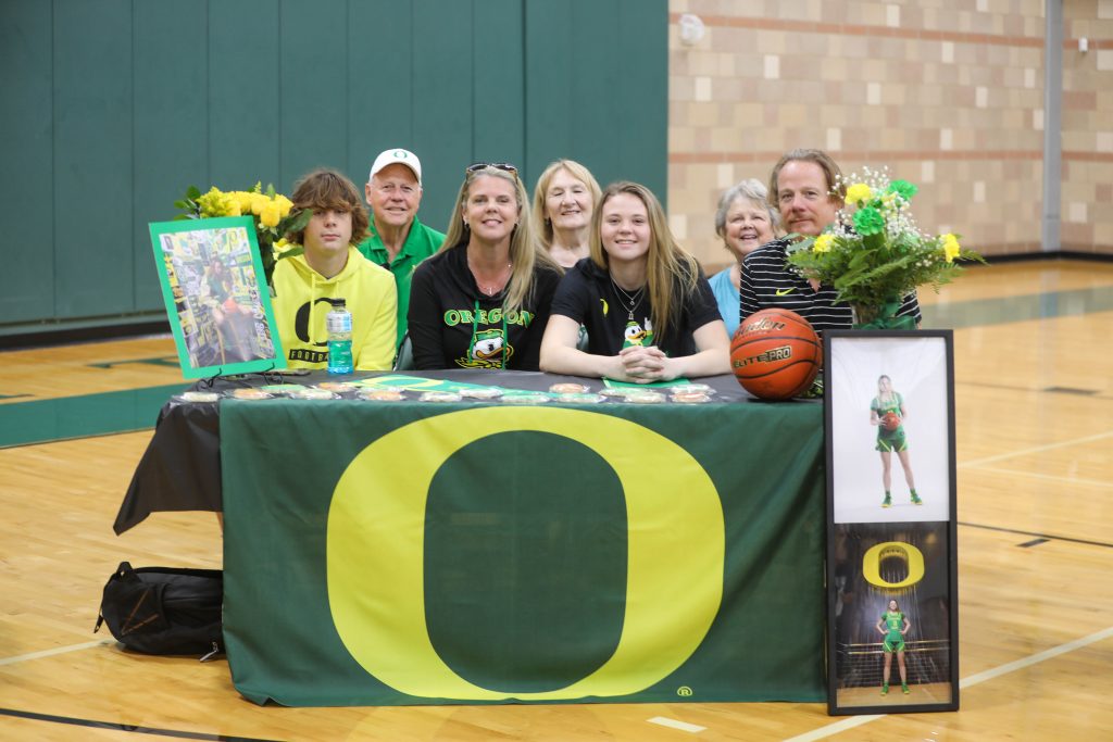 Reagan’s Samantha Wagner Signs NLI to Play Basketball for Oregon Ducks ...