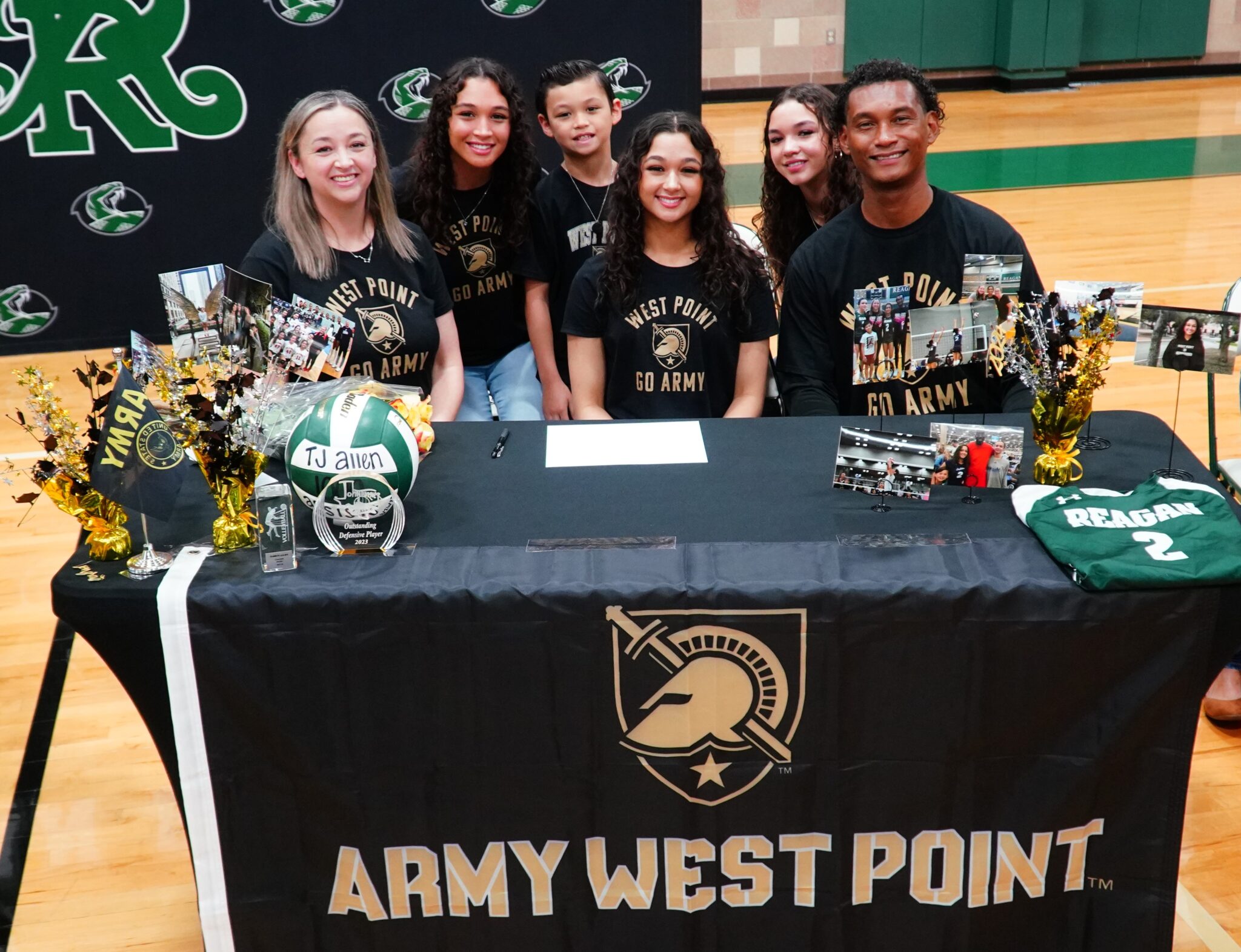Reagan Volleyball’s Tarryn Allen commits to the United States Military ...